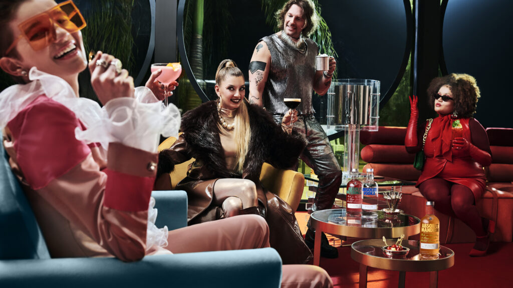 ABSOLUT presenta nueva campaña "Live in the Mix"